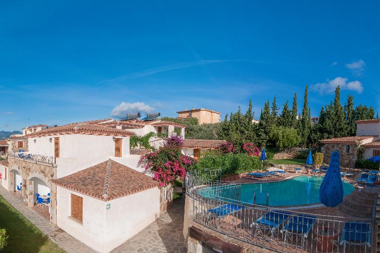 Vacanze a Budoni: cosa fare, eventi, spiagge e appartamenti in ...